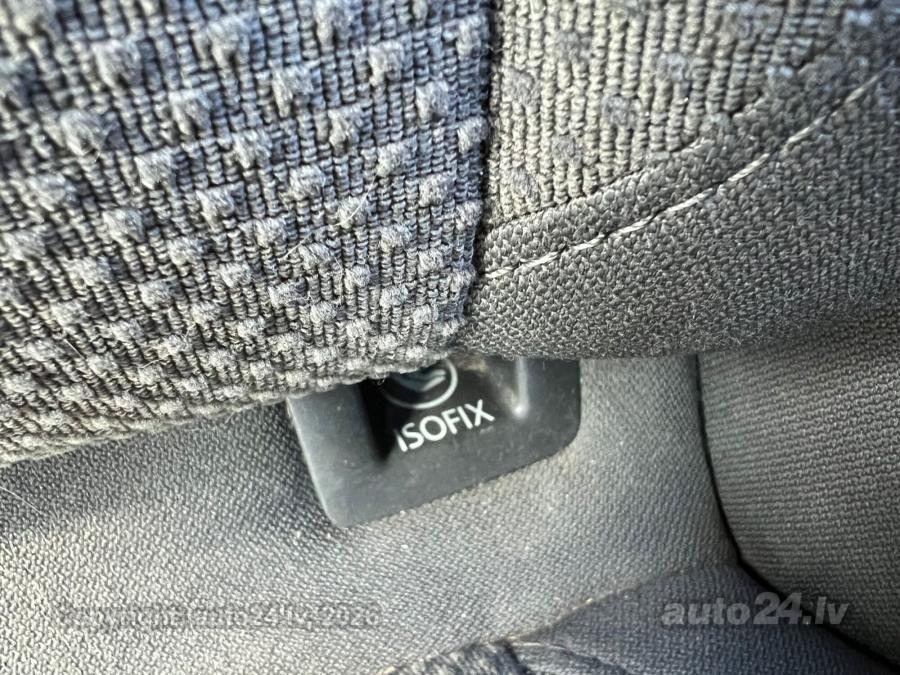 Pelēks Volkswagen Golf 2005 Tallina, ar dzinēja tilpumu 1.60 L un nobraukumu 216 tūkst. km par 735 €, foto 21 vietnē AUTOMOTO.COM.LV