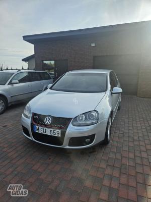Pelēks Volkswagen Golf 2005 Marijampole, ar dzinēja tilpumu 2.00 L un nobraukumu 248 tūkst. km par 1600 €, foto  vietnē AUTOMOTO.COM.LV