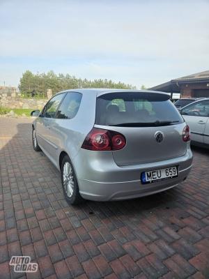 Pelēks Volkswagen Golf 2005 Marijampole, ar dzinēja tilpumu 2.00 L un nobraukumu 248 tūkst. km par 1600 €, foto 6 vietnē AUTOMOTO.COM.LV