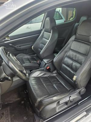 Pelēks Volkswagen Golf 2005 Marijampole, ar dzinēja tilpumu 2.00 L un nobraukumu 248 tūkst. km par 1600 €, foto 11 vietnē AUTOMOTO.COM.LV