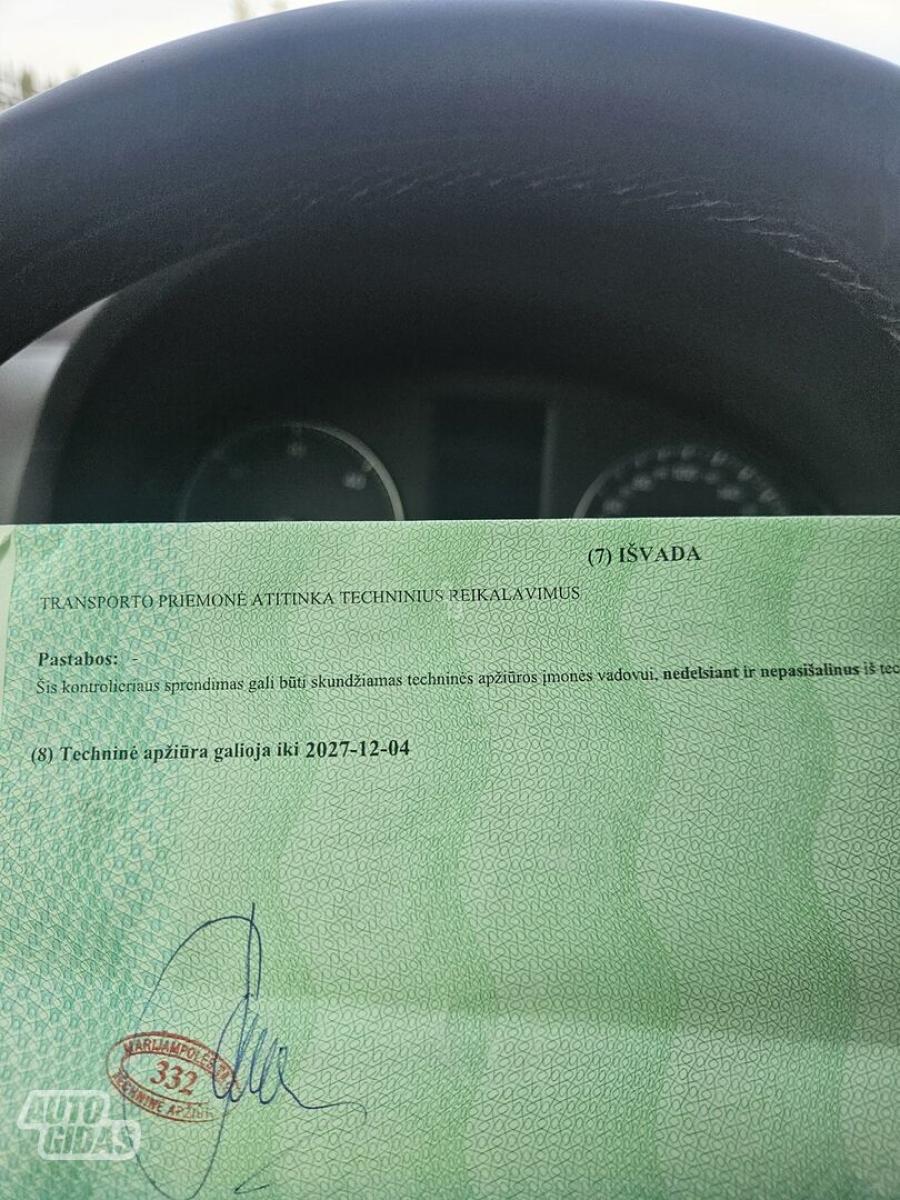 Pelēks Volkswagen Golf 2005 Marijampole, ar dzinēja tilpumu 2.00 L un nobraukumu 248 tūkst. km par 1600 €, foto 17 vietnē AUTOMOTO.COM.LV