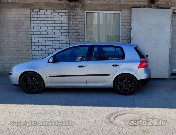 Grey Volkswagen Golf 2005 in Tallinn, with an engine capacity of 1.40 L and mileage of 0 thousand km for 450 €, photo 4 on AUTOMOTO.COM.LV