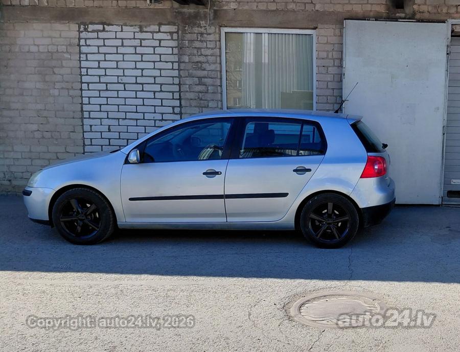 Grey Volkswagen Golf 2005 in Tallinn, with an engine capacity of 1.40 L and mileage of 0 thousand km for 450 €, photo 5 on AUTOMOTO.COM.LV