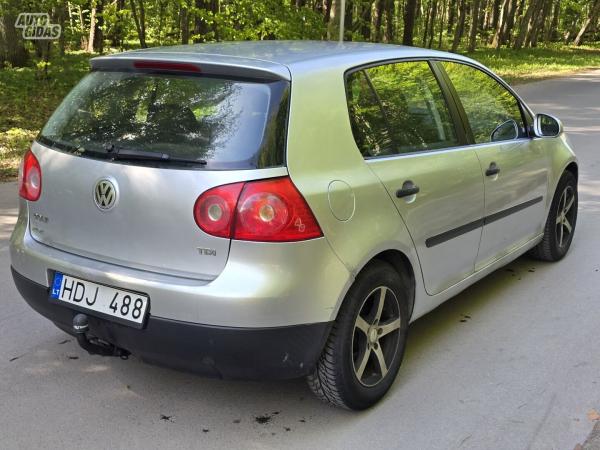 Grey Volkswagen Golf 2005 in Alytus, with an engine capacity of 1.90 L and mileage of 295 thousand km for 999 €, photo 5 on AUTOMOTO.COM.LV