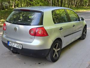 Grey Volkswagen Golf 2005 in Alytus, with an engine capacity of 1.90 L and mileage of 295 thousand km for 999 €, photo 6 on AUTOMOTO.COM.LV