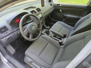 Grey Volkswagen Golf 2005 in Alytus, with an engine capacity of 1.90 L and mileage of 295 thousand km for 999 €, photo 10 on AUTOMOTO.COM.LV