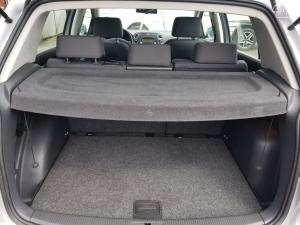 Pelēks Volkswagen Golf 2005 Kauņa, ar dzinēja tilpumu 1.90 L un nobraukumu 390 tūkst. km par 1199 €, foto 15 vietnē AUTOMOTO.COM.LV
