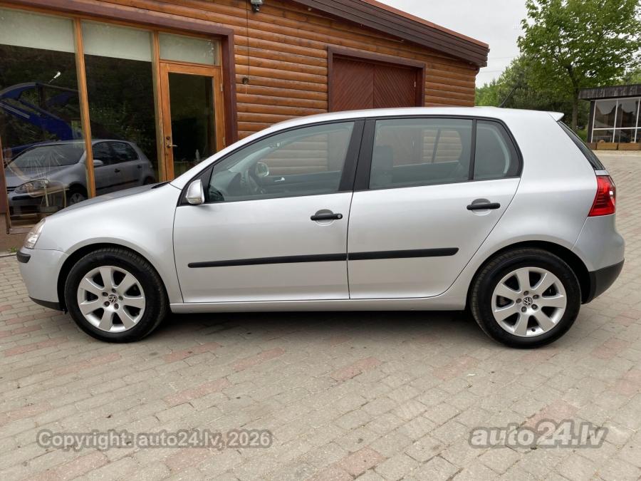 Pelēks Volkswagen Golf 2005 Tartu, ar dzinēja tilpumu 1.40 L un nobraukumu 147 tūkst. km par 3999 €, foto 7 vietnē AUTOMOTO.COM.LV