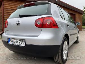Pelēks Volkswagen Golf 2005 Tartu, ar dzinēja tilpumu 1.40 L un nobraukumu 147 tūkst. km par 3999 €, foto 15 vietnē AUTOMOTO.COM.LV