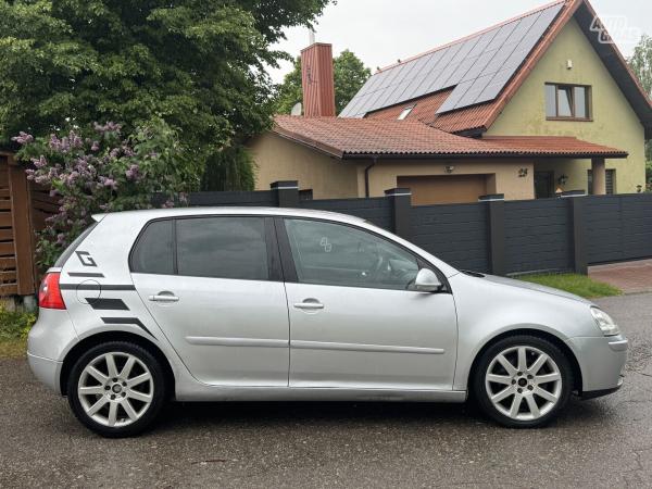 Grey Volkswagen Golf 2005 in Panevezys, with an engine capacity of 1.90 L and mileage of 299 thousand km for 1899 €, photo 6 on AUTOMOTO.COM.LV