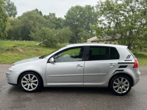 Pelēks Volkswagen Golf 2005 Panevēža, ar dzinēja tilpumu 1.90 L un nobraukumu 299 tūkst. km par 1899 €, foto 8 vietnē AUTOMOTO.COM.LV