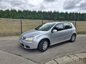 Grey Volkswagen Golf 2005 in Riga, with an engine capacity of 1.60 L and mileage of 360 thousand km for 2100 €, photo 1 on AUTOMOTO.COM.LV
