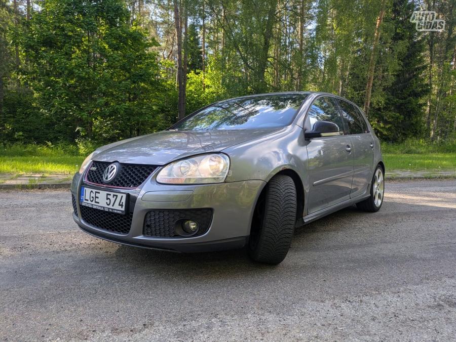 Grey Volkswagen Golf 2005 in Visaginas, with an engine capacity of 2.00 L and mileage of 282 thousand km for 2300 €, photo 3 on AUTOMOTO.COM.LV