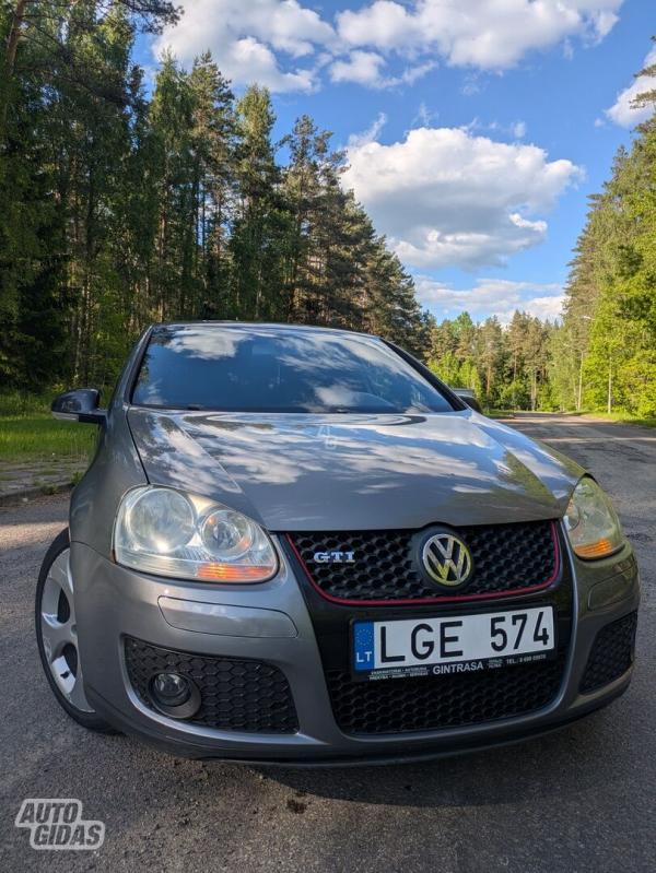 Grey Volkswagen Golf 2005 in Visaginas, with an engine capacity of 2.00 L and mileage of 282 thousand km for 2300 €, photo 6 on AUTOMOTO.COM.LV