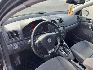 Grey Volkswagen Golf 2005 in Kaunas, with an engine capacity of 1.90 L and mileage of 339 thousand km for 2200 €, photo 9 on AUTOMOTO.COM.LV