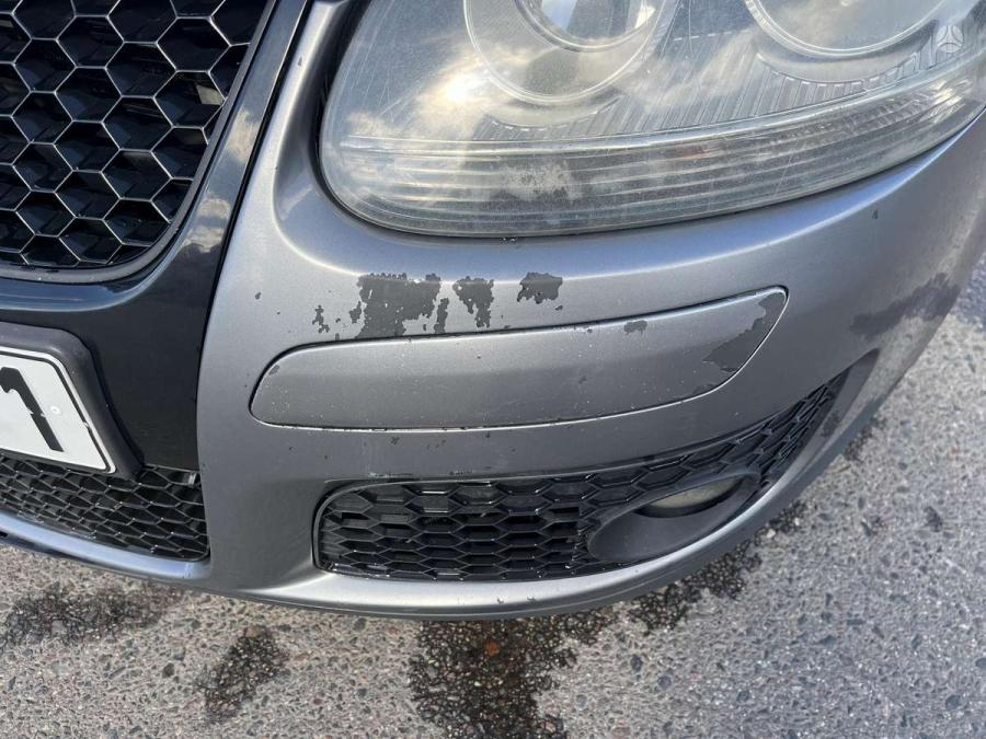 Grey Volkswagen Golf 2005 in Kaunas, with an engine capacity of 1.90 L and mileage of 339 thousand km for 2200 €, photo 12 on AUTOMOTO.COM.LV