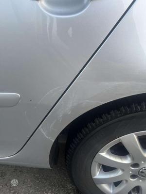 Grey Volkswagen Golf 2005 in Kaunas, with an engine capacity of 1.90 L and mileage of 225 thousand km for 2600 €, photo 10 on AUTOMOTO.COM.LV
