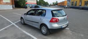 Pelēks Volkswagen Golf 2005 Alīta, ar dzinēja tilpumu 1.60 L un nobraukumu 240 tūkst. km par 850 €, foto 8 vietnē AUTOMOTO.COM.LV