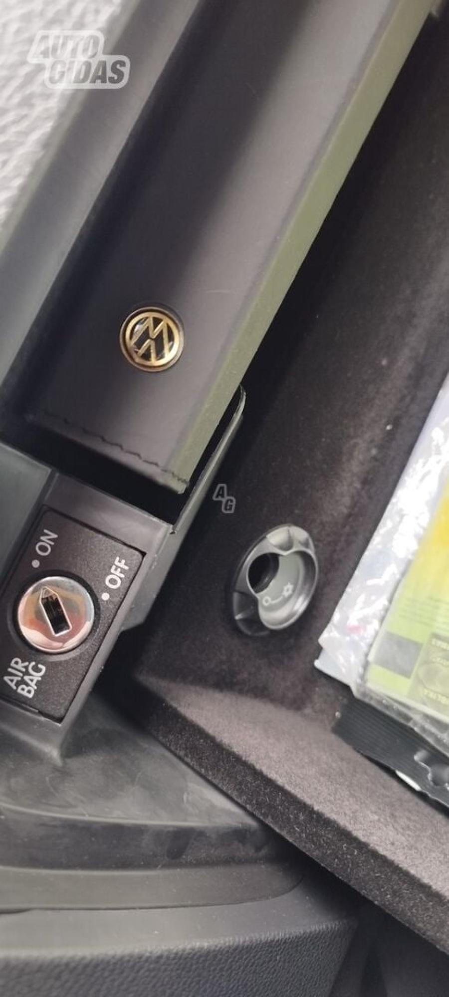 Pelēks Volkswagen Golf 2005 Alīta, ar dzinēja tilpumu 1.60 L un nobraukumu 240 tūkst. km par 850 €, foto 14 vietnē AUTOMOTO.COM.LV