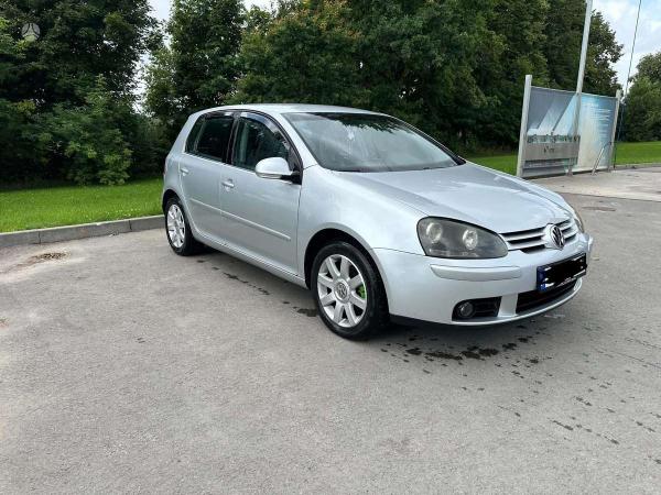 Grey Volkswagen Golf 2005 in Kaunas, with an engine capacity of 1.97 L and mileage of 307 thousand km for 2700 €, photo 1 on AUTOMOTO.COM.LV
