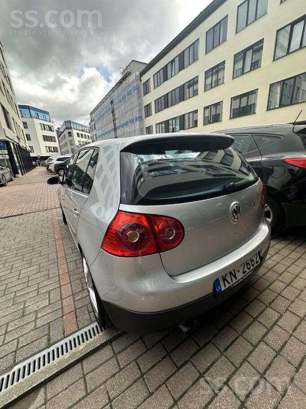 Pelēks Volkswagen Golf 2005 Jūrmala, ar dzinēja tilpumu 2.00 L un nobraukumu 143 tūkst. km par 3700 €, foto 3 vietnē AUTOMOTO.COM.LV