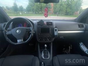 Pelēks Volkswagen Golf 2005 Jūrmala, ar dzinēja tilpumu 2.00 L un nobraukumu 143 tūkst. km par 3700 €, foto 6 vietnē AUTOMOTO.COM.LV