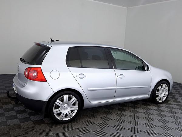 Grey Volkswagen Golf 2005 in Tallinn, with an engine capacity of 1.90 L and mileage of 379 thousand km for 1499 €, photo 3 on AUTOMOTO.COM.LV