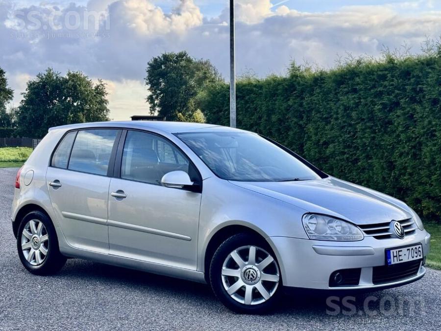 Pelēks Volkswagen Golf 2005 Rīga, ar dzinēja tilpumu 1.90 L un nobraukumu 303 tūkst. km par 1950 €, foto 5 vietnē AUTOMOTO.COM.LV