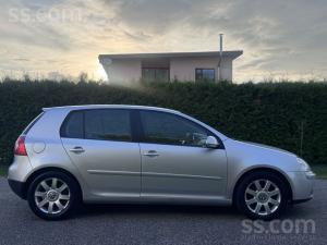 Pelēks Volkswagen Golf 2005 Rīga, ar dzinēja tilpumu 1.90 L un nobraukumu 303 tūkst. km par 1950 €, foto 7 vietnē AUTOMOTO.COM.LV