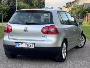 Pelēks Volkswagen Golf 2005 Rīga, ar dzinēja tilpumu 1.90 L un nobraukumu 303 tūkst. km par 1950 €, foto 10 vietnē AUTOMOTO.COM.LV