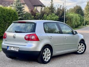 Pelēks Volkswagen Golf 2005 Rīga, ar dzinēja tilpumu 1.90 L un nobraukumu 303 tūkst. km par 1950 €, foto 11 vietnē AUTOMOTO.COM.LV