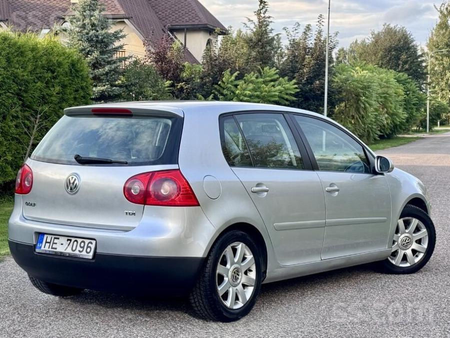 Pelēks Volkswagen Golf 2005 Rīga, ar dzinēja tilpumu 1.90 L un nobraukumu 303 tūkst. km par 1950 €, foto 11 vietnē AUTOMOTO.COM.LV
