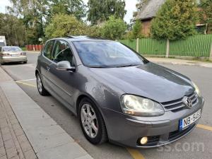 Pelēks Volkswagen Golf 2005 Rīga, ar dzinēja tilpumu 2.00 L un nobraukumu 312 tūkst. km par 1580 €, foto 3 vietnē AUTOMOTO.COM.LV