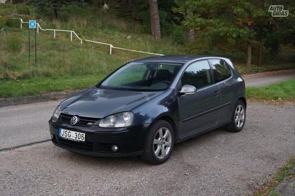 Pelēks Volkswagen Golf 2005 Viļņa, ar dzinēja tilpumu 1.90 L un nobraukumu 242 tūkst. km par 950 €, foto 1 vietnē AUTOMOTO.COM.LV