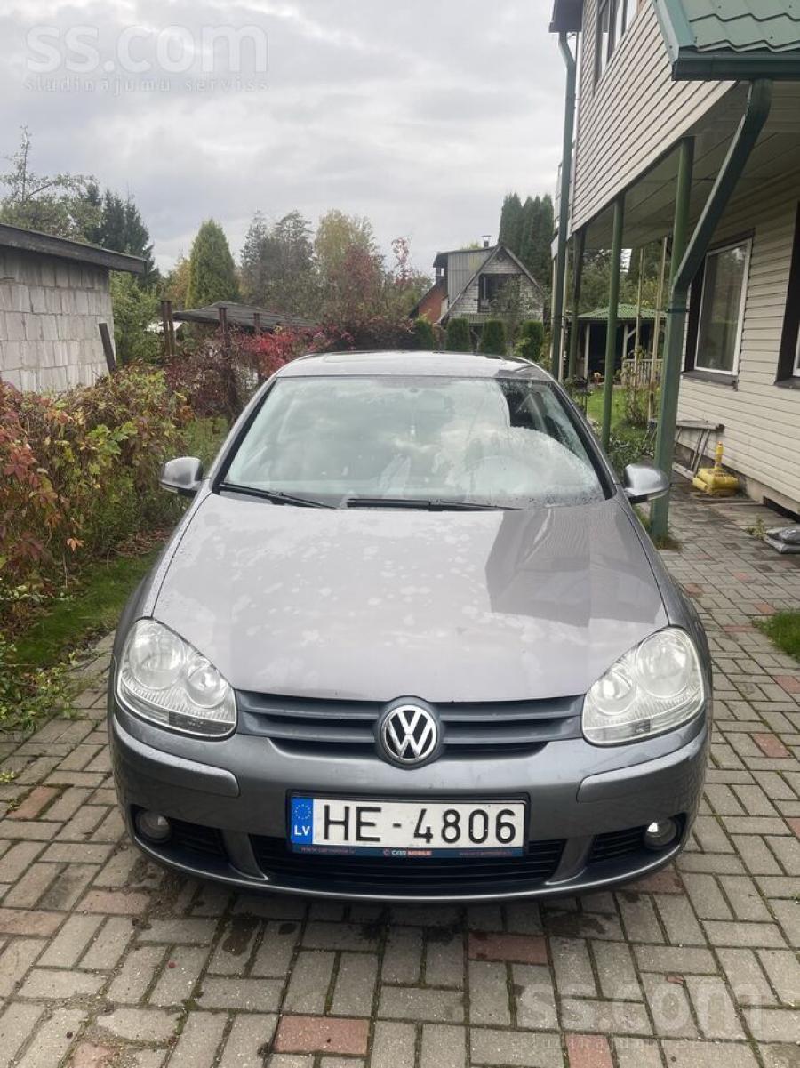 Grey Volkswagen Golf 2005 in Riga, with an engine capacity of 1.90 L and mileage of 271 thousand km for 2300 €, photo 9 on AUTOMOTO.COM.LV