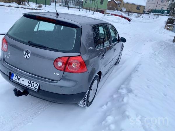 Grey Volkswagen Golf 2006 in Rezekne, with an engine capacity of 1.90 L and mileage of 0 thousand km for 3350 €, photo 6 on AUTOMOTO.COM.LV