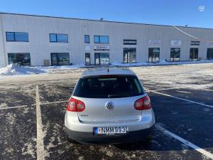 Pelēks Volkswagen Golf 2006 Kauņa, ar dzinēja tilpumu 1.90 L un nobraukumu 294 tūkst. km par 1600 €, foto 4 vietnē AUTOMOTO.COM.LV