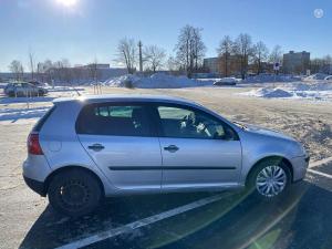 Pelēks Volkswagen Golf 2006 Kauņa, ar dzinēja tilpumu 1.90 L un nobraukumu 294 tūkst. km par 1600 €, foto 6 vietnē AUTOMOTO.COM.LV