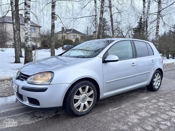 Pelēks Volkswagen Golf 2006 Kauņa, ar dzinēja tilpumu 2.00 L un nobraukumu 345 tūkst. km par 1390 €, foto 3 vietnē AUTOMOTO.COM.LV