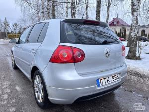 Pelēks Volkswagen Golf 2006 Kauņa, ar dzinēja tilpumu 2.00 L un nobraukumu 345 tūkst. km par 1390 €, foto 4 vietnē AUTOMOTO.COM.LV