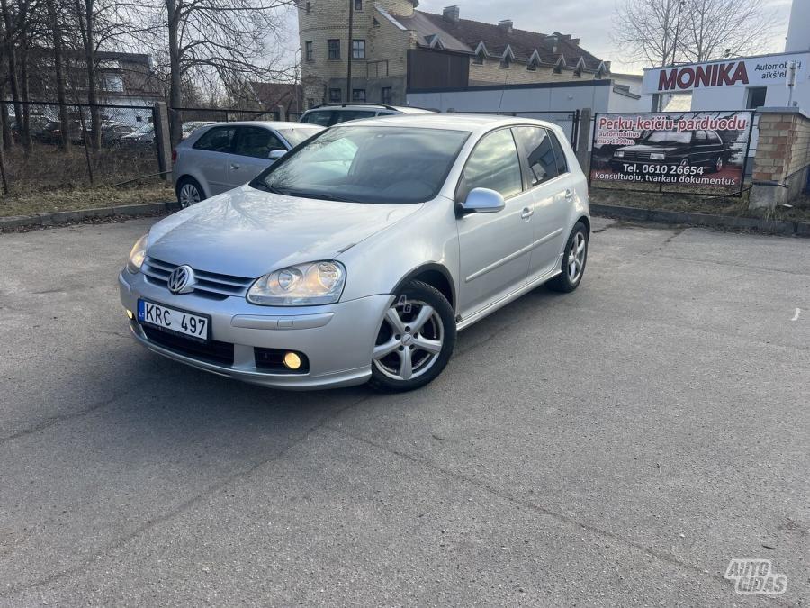 Pelēks Volkswagen Golf 2006 Šauļi, ar dzinēja tilpumu 2.00 L un nobraukumu 302 tūkst. km par 1249 €, foto 1 vietnē AUTOMOTO.COM.LV