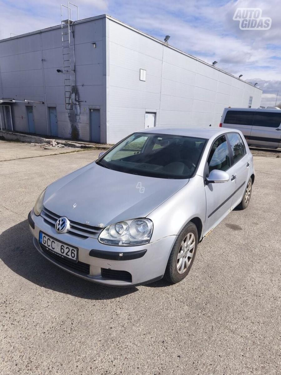 Pelēks Volkswagen Golf 2006 Kauņa, ar dzinēja tilpumu 1.60 L un nobraukumu 215 tūkst. km par 599 €, foto 1 vietnē AUTOMOTO.COM.LV