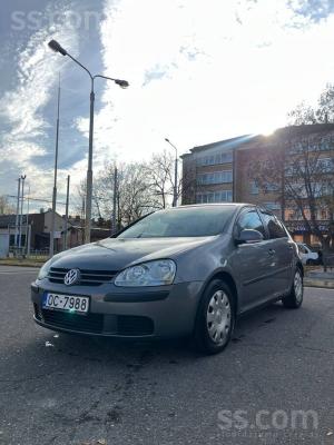 Серый Фольксваген Гольф 2006 в Даугавпилс, объемом двигателя 1.90 л и пробегом 254 тыс. км за 2500 €, фото  на AUTOMOTO.COM.LV