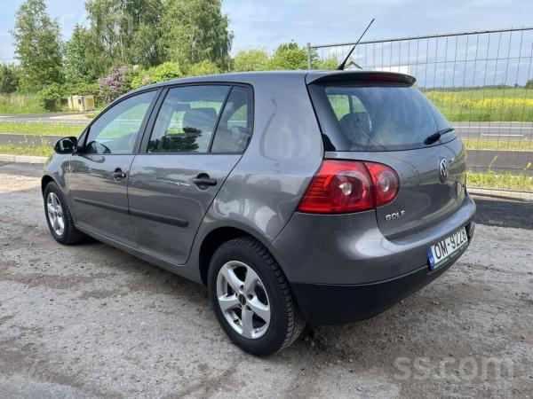 Grey Volkswagen Golf 2006 in Jekabpils, with an engine capacity of 1.90 L and mileage of 266 thousand km for 3400 €, photo 7 on AUTOMOTO.COM.LV