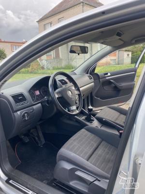 Pelēks Volkswagen Golf 2006 Šauļi, ar dzinēja tilpumu 1.90 L un nobraukumu 344 tūkst. km par 1850 €, foto 9 vietnē AUTOMOTO.COM.LV