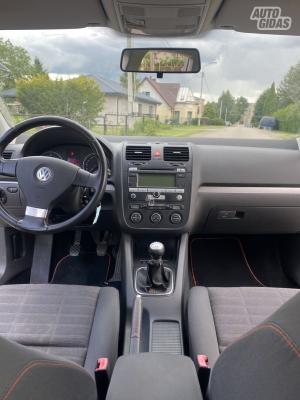 Pelēks Volkswagen Golf 2006 Šauļi, ar dzinēja tilpumu 1.90 L un nobraukumu 344 tūkst. km par 1850 €, foto 12 vietnē AUTOMOTO.COM.LV