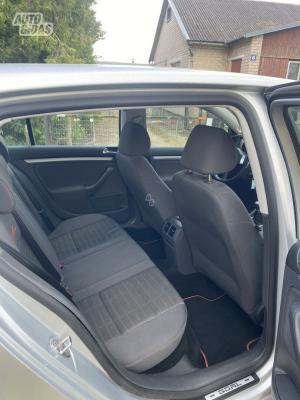 Pelēks Volkswagen Golf 2006 Šauļi, ar dzinēja tilpumu 1.90 L un nobraukumu 344 tūkst. km par 1850 €, foto 16 vietnē AUTOMOTO.COM.LV