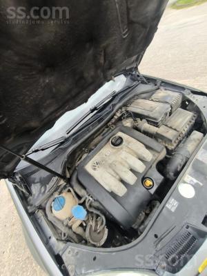 Grey Volkswagen Golf 2006 in Liepaja, with an engine capacity of 1.90 L and mileage of 339 thousand km for 1700 €, photo 6 on AUTOMOTO.COM.LV