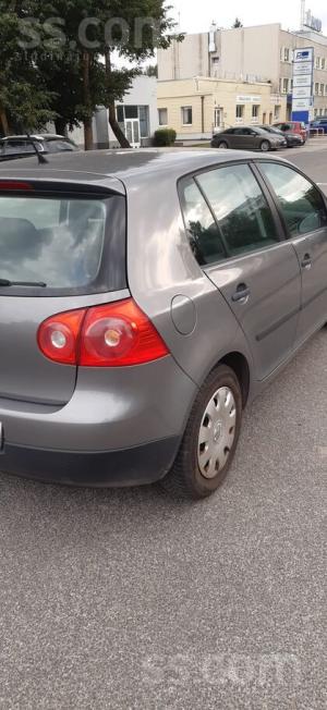 Grey Volkswagen Golf 2006 in Riga, with an engine capacity of 1.40 L and mileage of 154 thousand km for 2000 €, photo 5 on AUTOMOTO.COM.LV