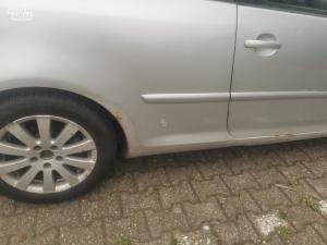 Pelēks Volkswagen Golf 2006 Kauņa, ar dzinēja tilpumu 1.90 L un nobraukumu 244 tūkst. km par 900 €, foto 8 vietnē AUTOMOTO.COM.LV